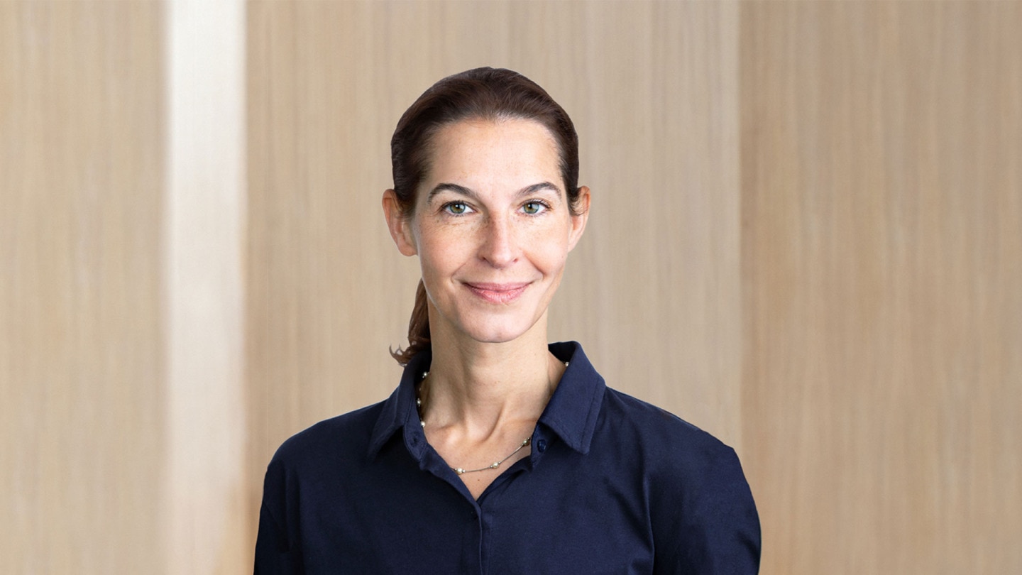 Investor Relations Contacts